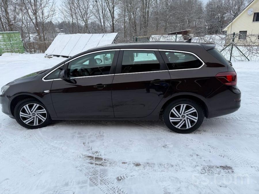 Коричневый Опель Астра 2012 в Цесис, объемом двигателя 1.60 л и пробегом 201 тыс. км за 5000 €, фото 1 на AUTOMOTO.COM.LV