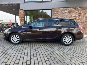 Brown Opel Astra 2012 in Talsi, with an engine capacity of 1.70 L and mileage of 250 thousand km for 4800 €, photo 8 on AUTOMOTO.COM.LV