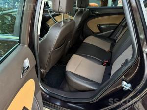 Brown Opel Astra 2012 in Talsi, with an engine capacity of 1.70 L and mileage of 250 thousand km for 4800 €, photo 14 on AUTOMOTO.COM.LV