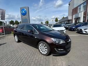 Brown Opel Astra 2012 in Saldus, with an engine capacity of 1.70 L and mileage of 251 thousand km for 5200 €, photo 3 on AUTOMOTO.COM.LV