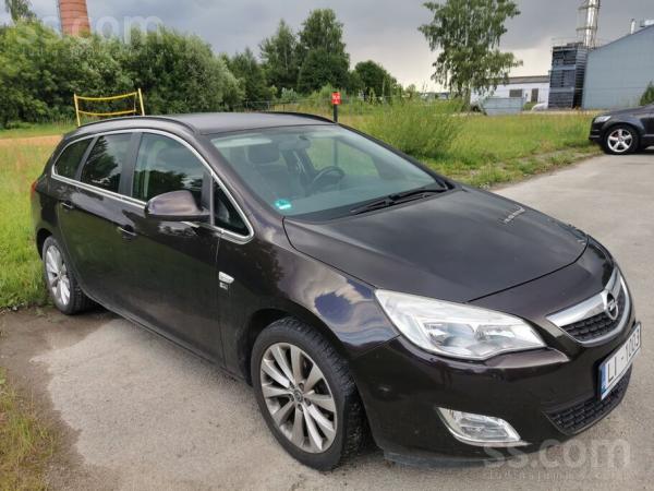 Brūns Opel Astra 2012 Rīga, ar dzinēja tilpumu 1.60 L un nobraukumu 164 tūkst. km par 4450 €, foto 4 vietnē AUTOMOTO.COM.LV