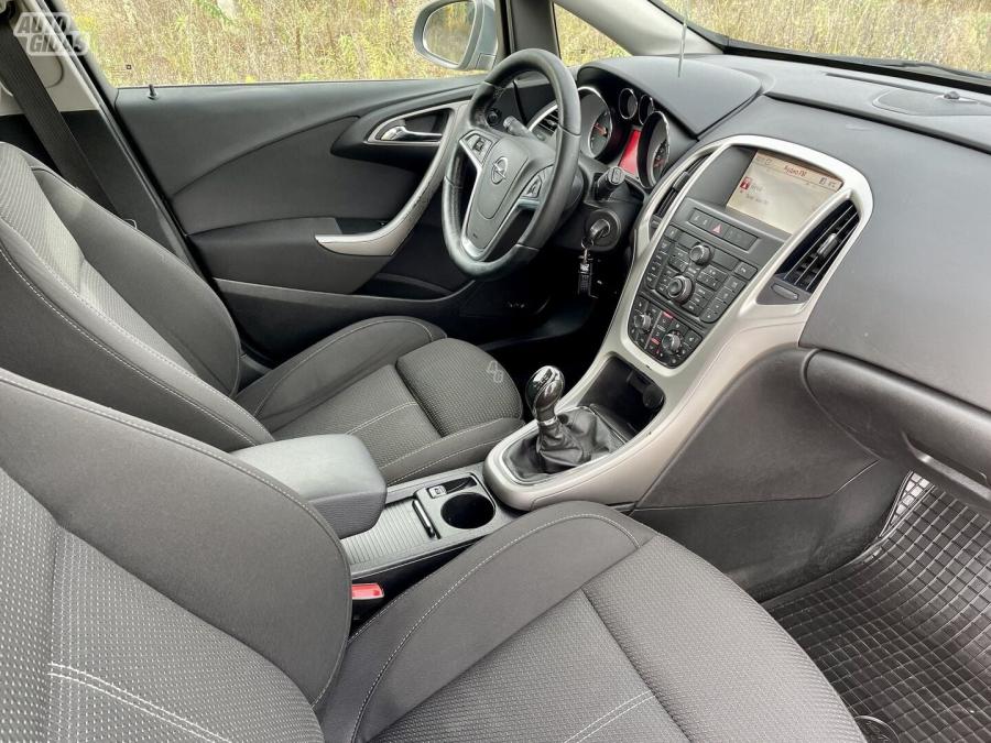 Brūns Opel Astra 2013 Viļņa, ar dzinēja tilpumu 2.00 L un nobraukumu 218 tūkst. km par 4550 €, foto 5 vietnē AUTOMOTO.COM.LV