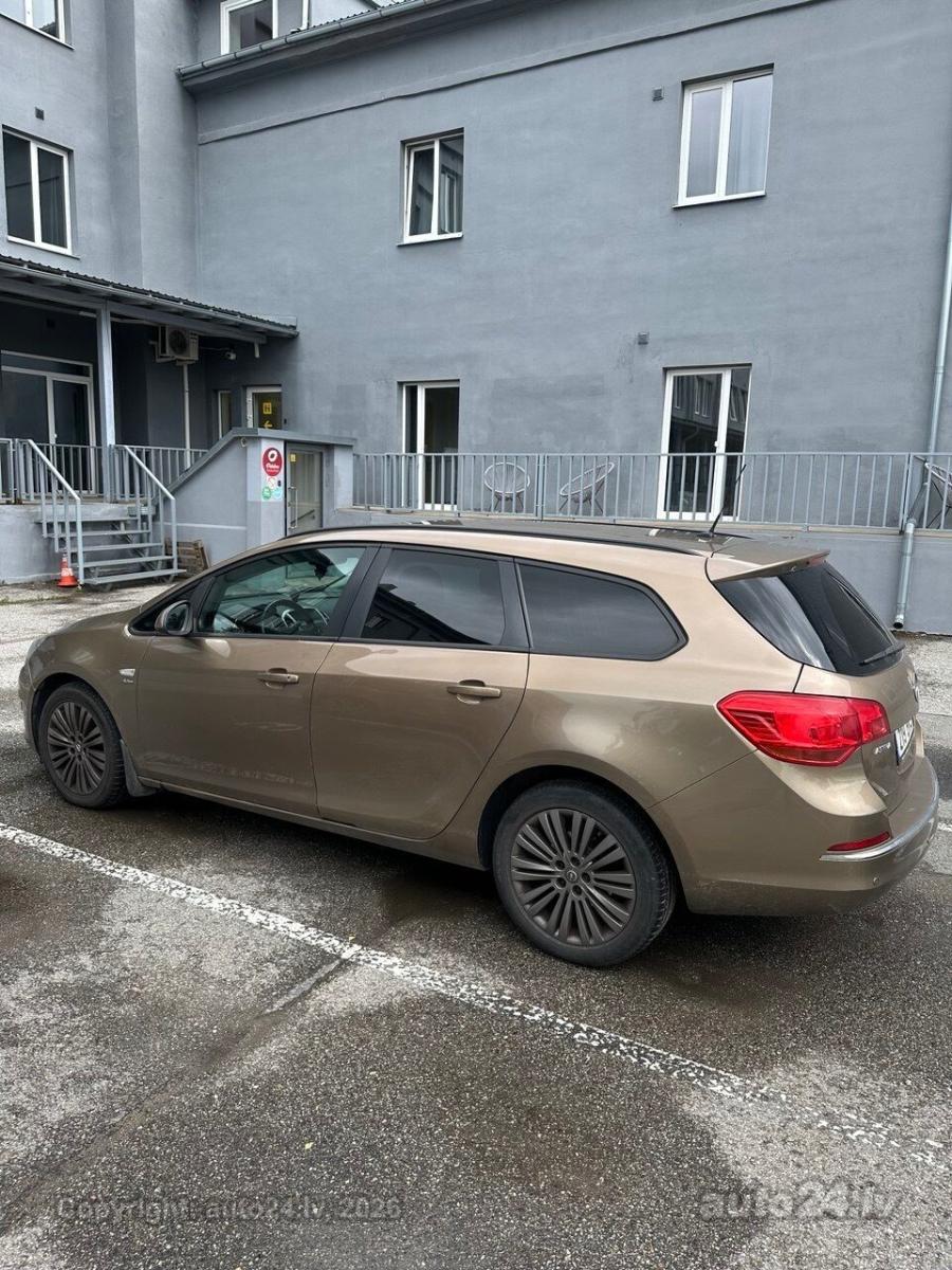 Brūns Opel Astra 2013 Tartu, ar dzinēja tilpumu 1.40 L un nobraukumu 203 tūkst. km par 4500 €, foto 3 vietnē AUTOMOTO.COM.LV