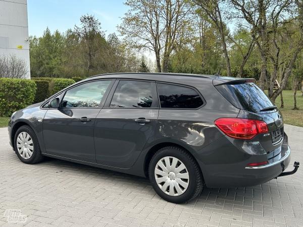 Brūns Opel Astra 2013 Viļņa, ar dzinēja tilpumu 1.70 L un nobraukumu 262 tūkst. km par 3200 €, foto 2 vietnē AUTOMOTO.COM.LV