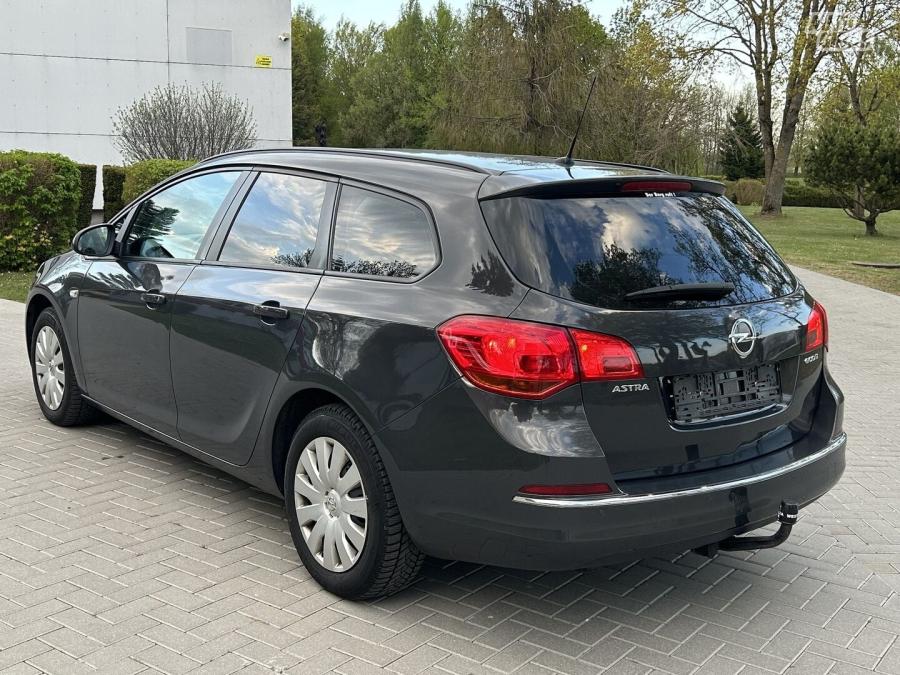 Brūns Opel Astra 2013 Viļņa, ar dzinēja tilpumu 1.70 L un nobraukumu 262 tūkst. km par 3200 €, foto 6 vietnē AUTOMOTO.COM.LV