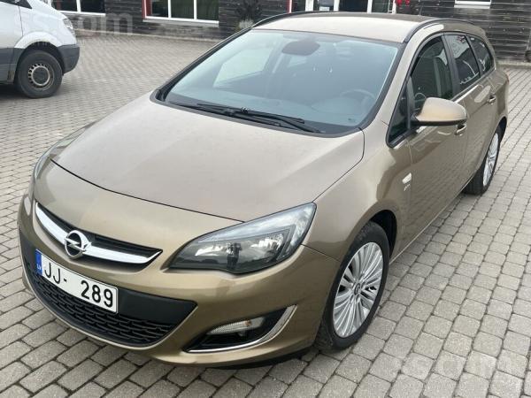 Brown Opel Astra 2013 in Cesis, with an engine capacity of 1.70 L and mileage of 270 thousand km for 3650 €, photo 9 on AUTOMOTO.COM.LV