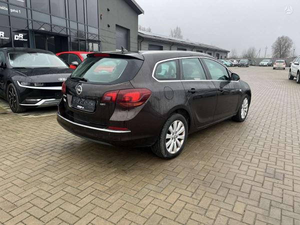 Brūns Opel Astra 2014 Tauragė, ar dzinēja tilpumu 1.70 L un nobraukumu 213 tūkst. km par 3999 €, foto 8 vietnē AUTOMOTO.COM.LV