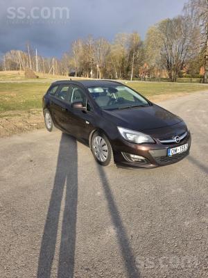 Brown Opel Astra 2014 in Riga, with an engine capacity of 1.70 L and mileage of 303 thousand km for 3500 €, photo  on AUTOMOTO.COM.LV