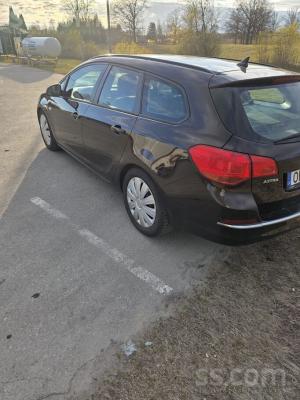 Brūns Opel Astra 2014 Rīga, ar dzinēja tilpumu 1.70 L un nobraukumu 303 tūkst. km par 3500 €, foto 5 vietnē AUTOMOTO.COM.LV
