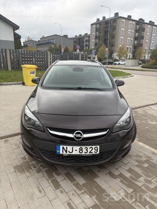 Brūns Opel Astra 2015 Rīga, ar dzinēja tilpumu 1.60 L un nobraukumu 274 tūkst. km par 4200 €, foto 3 vietnē AUTOMOTO.COM.LV