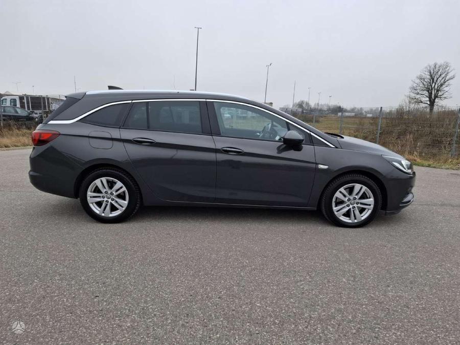 Brūns Opel Astra 2016 Marijampole, ar dzinēja tilpumu 1.60 L un nobraukumu 141 tūkst. km par 5900 €, foto 6 vietnē AUTOMOTO.COM.LV