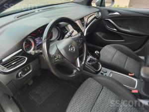 Brūns Opel Astra 2016 Rīga, ar dzinēja tilpumu 1.60 L un nobraukumu 128 tūkst. km par 6660 €, foto 24 vietnē AUTOMOTO.COM.LV