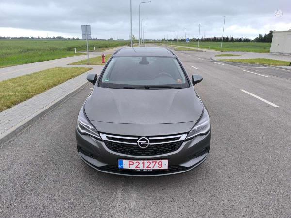 Brown Opel Astra 2017 in Marijampole, with an engine capacity of 1.60 L and mileage of 319 thousand km for 3999 €, photo 8 on AUTOMOTO.COM.LV
