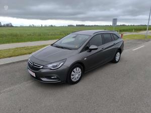 Brown Opel Astra 2017 in Marijampole, with an engine capacity of 1.60 L and mileage of 319 thousand km for 3999 €, photo 10 on AUTOMOTO.COM.LV