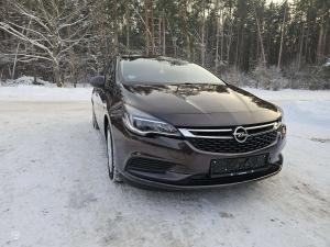 Brown Opel Astra 2018 in Ukmerge, with an engine capacity of 1.60 L and mileage of 216 thousand km for 5750 €, photo 4 on AUTOMOTO.COM.LV