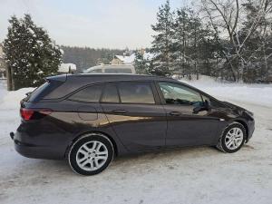 Brown Opel Astra 2018 in Ukmerge, with an engine capacity of 1.60 L and mileage of 216 thousand km for 5750 €, photo 7 on AUTOMOTO.COM.LV