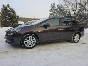 Brown Opel Astra 2018 in Ukmerge, with an engine capacity of 1.60 L and mileage of 216 thousand km for 5750 €, photo 12 on AUTOMOTO.COM.LV