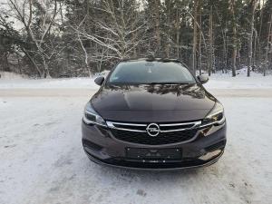 Brown Opel Astra 2018 in Ukmerge, with an engine capacity of 1.60 L and mileage of 216 thousand km for 5750 €, photo 14 on AUTOMOTO.COM.LV
