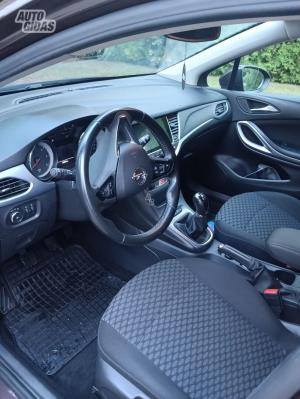 Brown Opel Astra 2018 in Kaunas, with an engine capacity of 1.60 L and mileage of 224 thousand km for 5500 €, photo 16 on AUTOMOTO.COM.LV