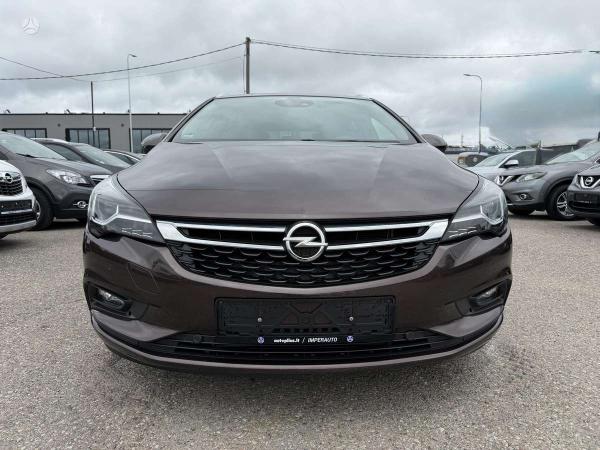 Brown Opel Astra 2018 in Kaunas, with an engine capacity of 1.40 L and mileage of 116 thousand km for 6950 €, photo 1 on AUTOMOTO.COM.LV