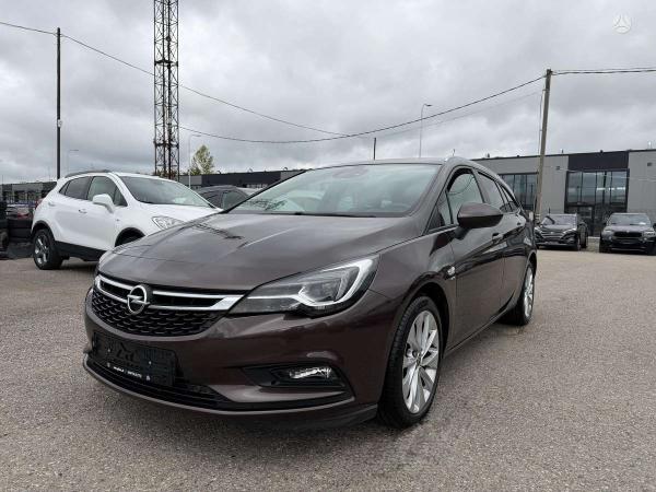 Brown Opel Astra 2018 in Kaunas, with an engine capacity of 1.40 L and mileage of 116 thousand km for 6950 €, photo 3 on AUTOMOTO.COM.LV