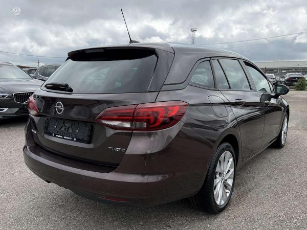 Brown Opel Astra 2018 in Kaunas, with an engine capacity of 1.40 L and mileage of 116 thousand km for 6950 €, photo 7 on AUTOMOTO.COM.LV