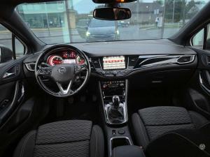 Brown Opel Astra 2018 in Utena, with an engine capacity of 1.60 L and mileage of 215 thousand km for 5600 €, photo 16 on AUTOMOTO.COM.LV