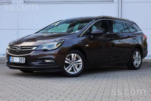 Brown Opel Astra 2018 in Riga, with an engine capacity of 1.60 L and mileage of 136 thousand km for 6995 €, photo  on AUTOMOTO.COM.LV