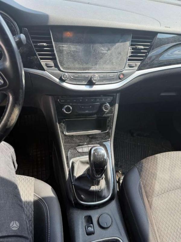 Brūns Opel Astra 2019 Vilkaviškis, ar dzinēja tilpumu 1.60 L un nobraukumu 300 tūkst. km par 2100 €, foto 7 vietnē AUTOMOTO.COM.LV