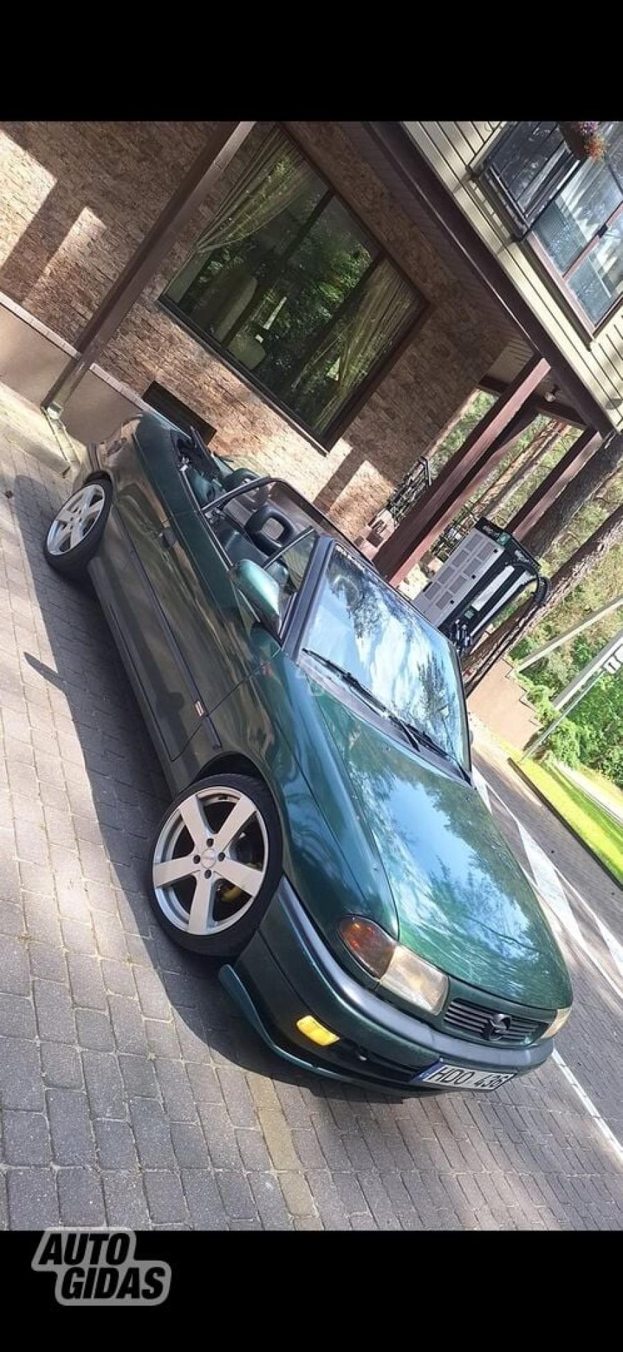Opel Astra 1997 in Vilnius, with an engine capacity of 1.60 L and mileage of 230 thousand km for 1800 €, photo 3 on AUTOMOTO.COM.LV