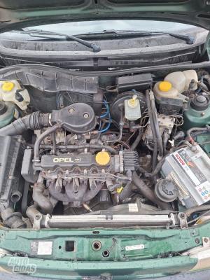 Opel Astra 1997 in Vilnius, with an engine capacity of 1.60 L and mileage of 230 thousand km for 1800 €, photo 10 on AUTOMOTO.COM.LV