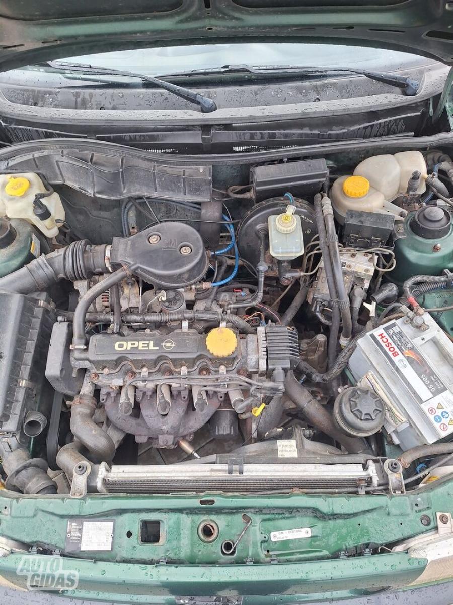 Opel Astra 1997 in Vilnius, with an engine capacity of 1.60 L and mileage of 230 thousand km for 1800 €, photo 10 on AUTOMOTO.COM.LV