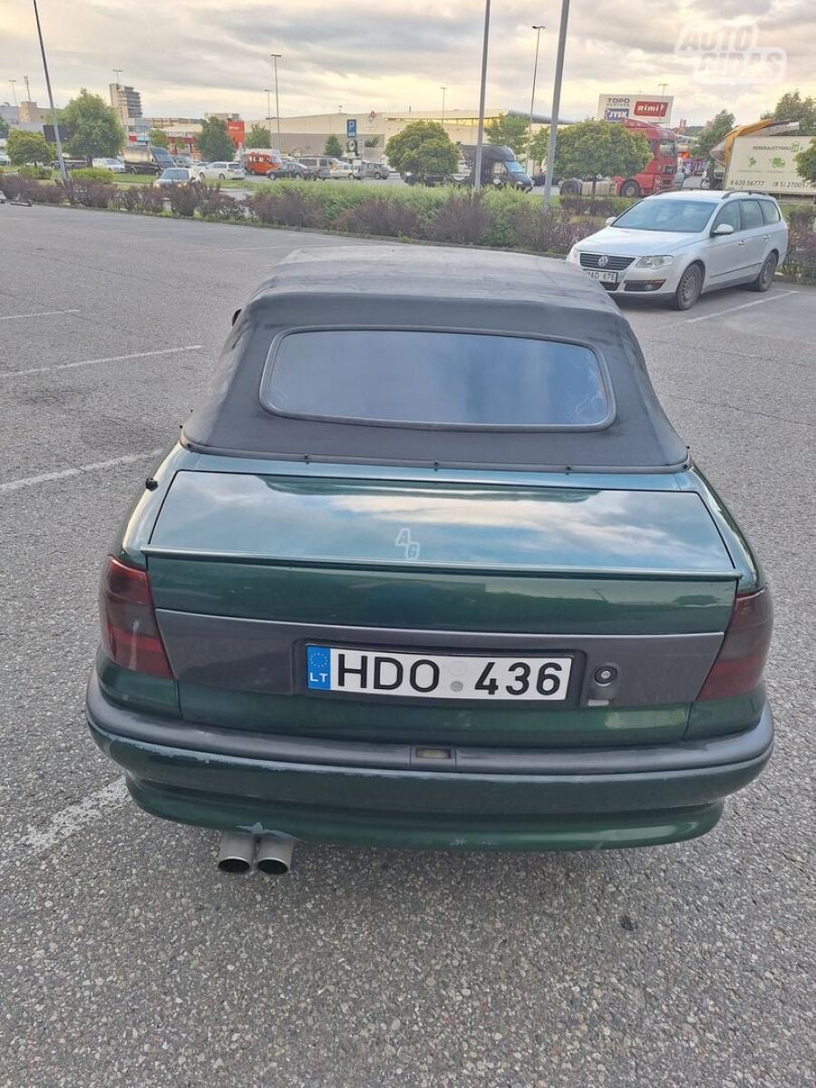 Opel Astra 1997 in Vilnius, with an engine capacity of 1.60 L and mileage of 230 thousand km for 1800 €, photo 15 on AUTOMOTO.COM.LV