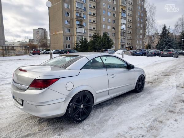 Opel Astra 2006 in Kaunas, with an engine capacity of 1.90 L and mileage of 367 thousand km for 1398 €, photo 3 on AUTOMOTO.COM.LV