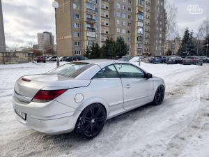 Opel Astra 2006 in Kaunas, with an engine capacity of 1.90 L and mileage of 367 thousand km for 1398 €, photo 3 on AUTOMOTO.COM.LV