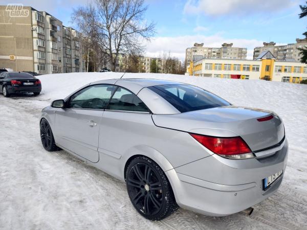 Opel Astra 2006 in Kaunas, with an engine capacity of 1.90 L and mileage of 367 thousand km for 1398 €, photo 4 on AUTOMOTO.COM.LV