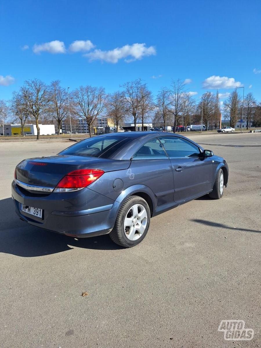 Opel Astra 2006 in Alytus, with an engine capacity of 1.90 L and mileage of 295 thousand km for 2000 €, photo 6 on AUTOMOTO.COM.LV