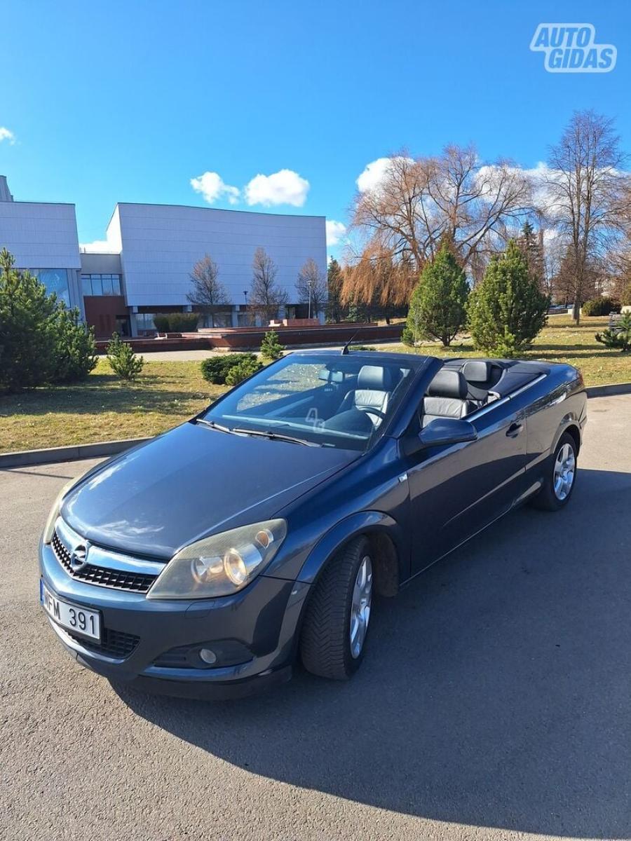 Opel Astra 2006 in Alytus, with an engine capacity of 1.90 L and mileage of 295 thousand km for 2000 €, photo 10 on AUTOMOTO.COM.LV