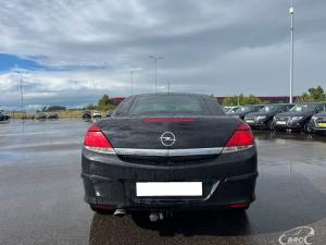 Opel Astra 2007 in Vilnius, with an engine capacity of 1.80 L and mileage of 159 thousand km for 2500 €, photo 9 on AUTOMOTO.COM.LV