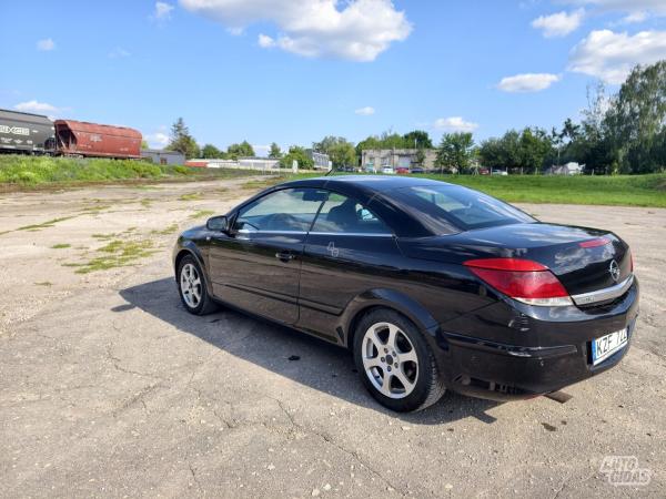 Opel Astra 2008 in Kaunas, with an engine capacity of 1.90 L and mileage of 310 thousand km for 1798 €, photo 5 on AUTOMOTO.COM.LV