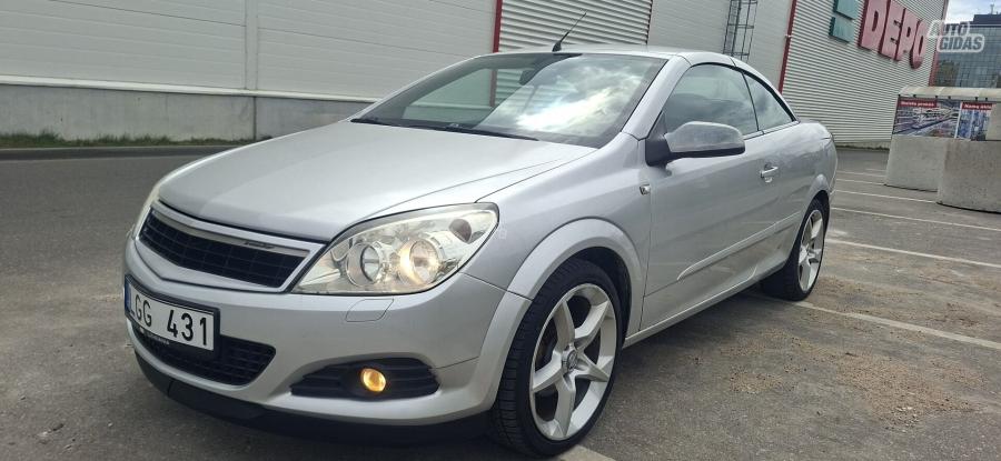 Opel Astra 2009 in Vilnius, with an engine capacity of 1.80 L and mileage of 211 thousand km for 1650 €, photo 3 on AUTOMOTO.COM.LV