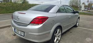 Opel Astra 2009 in Vilnius, with an engine capacity of 1.80 L and mileage of 211 thousand km for 1650 €, photo 4 on AUTOMOTO.COM.LV
