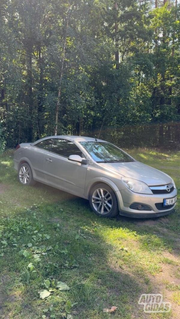 Opel Astra 2009 Kauņa, ar dzinēja tilpumu 2.00 L un nobraukumu 200 tūkst. km par 2300 €, foto 4 vietnē AUTOMOTO.COM.LV