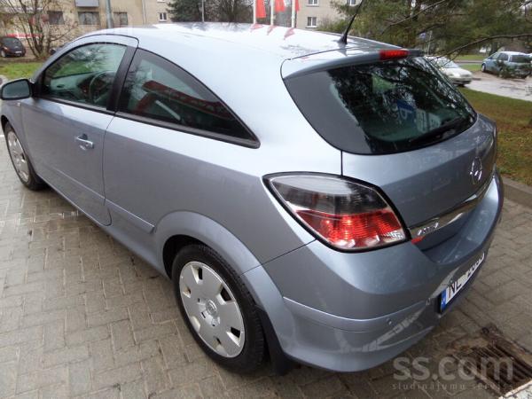 Opel Astra 2005 in Saldus, with an engine capacity of 1.60 L and mileage of 156 thousand km for 2200 €, photo 4 on AUTOMOTO.COM.LV