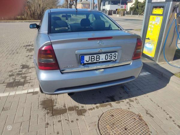 Opel Astra 2005 in Kazlu Ruda, with an engine capacity of 2.20 L and mileage of 274 thousand km for 1100 €, photo 6 on AUTOMOTO.COM.LV