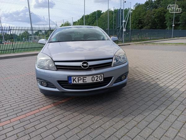 Opel Astra 2005 Jonava vietnē Opel Astra 2005 Jonava, ar dzinēja tilpumu 1.60 L un nobraukumu 243 tūkst. km par 575 €, foto 5 vietnē AUTOMOTO.COM.LV