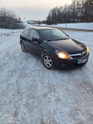 Opel Astra 2006 in Kaunas, with an engine capacity of 1.90 L and mileage of 230 thousand km for 1550 €, photo 3 on AUTOMOTO.COM.LV