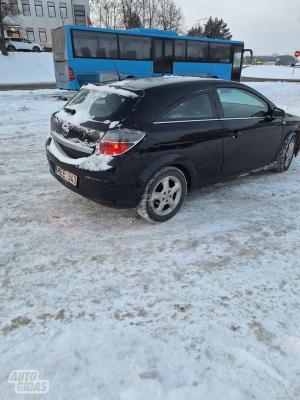 Opel Astra 2006 in Kaunas, with an engine capacity of 1.90 L and mileage of 230 thousand km for 1550 €, photo 4 on AUTOMOTO.COM.LV