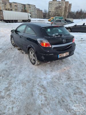 Opel Astra 2006 in Kaunas, with an engine capacity of 1.90 L and mileage of 230 thousand km for 1550 €, photo 5 on AUTOMOTO.COM.LV