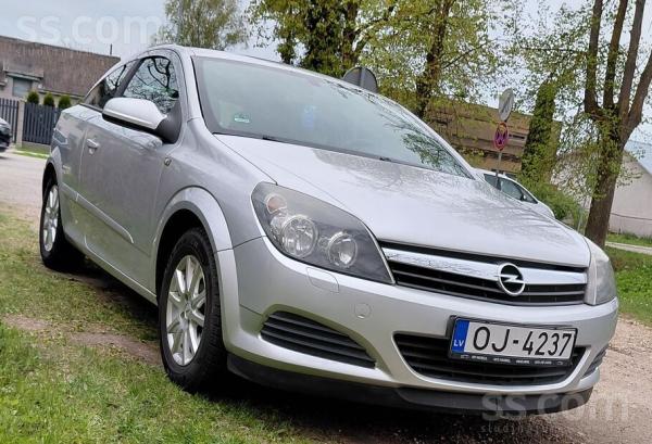 Opel Astra 2006 Jelgava, ar dzinēja tilpumu 1.60 L un nobraukumu 237 tūkst. km par 2000 €, foto 2 vietnē AUTOMOTO.COM.LV